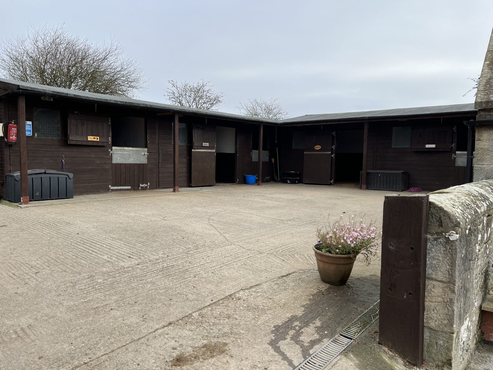 Benridge Riding Centre - LiveryList