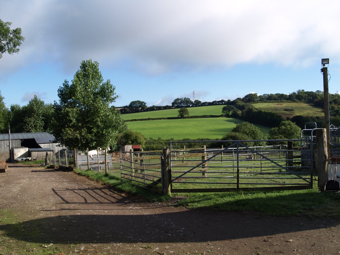 Hay Lake Farm Livery - LiveryList