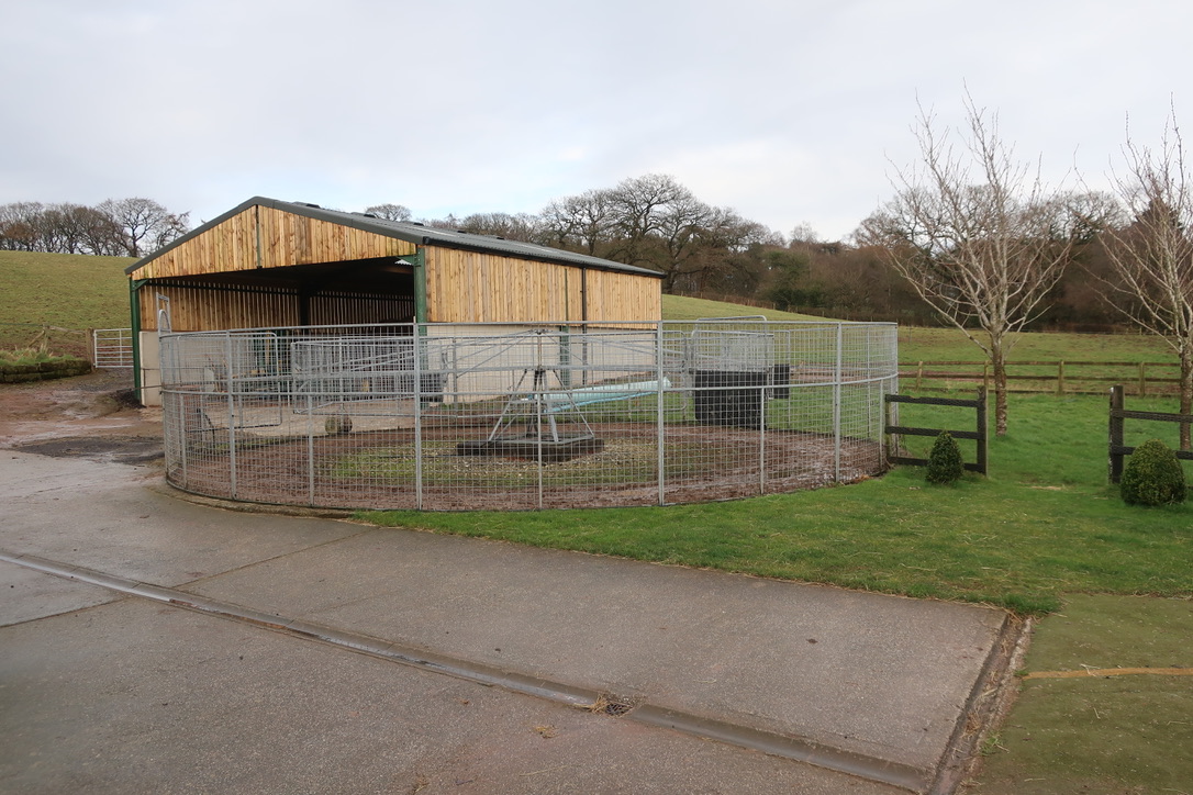 Higher Barn Farm - LiveryList