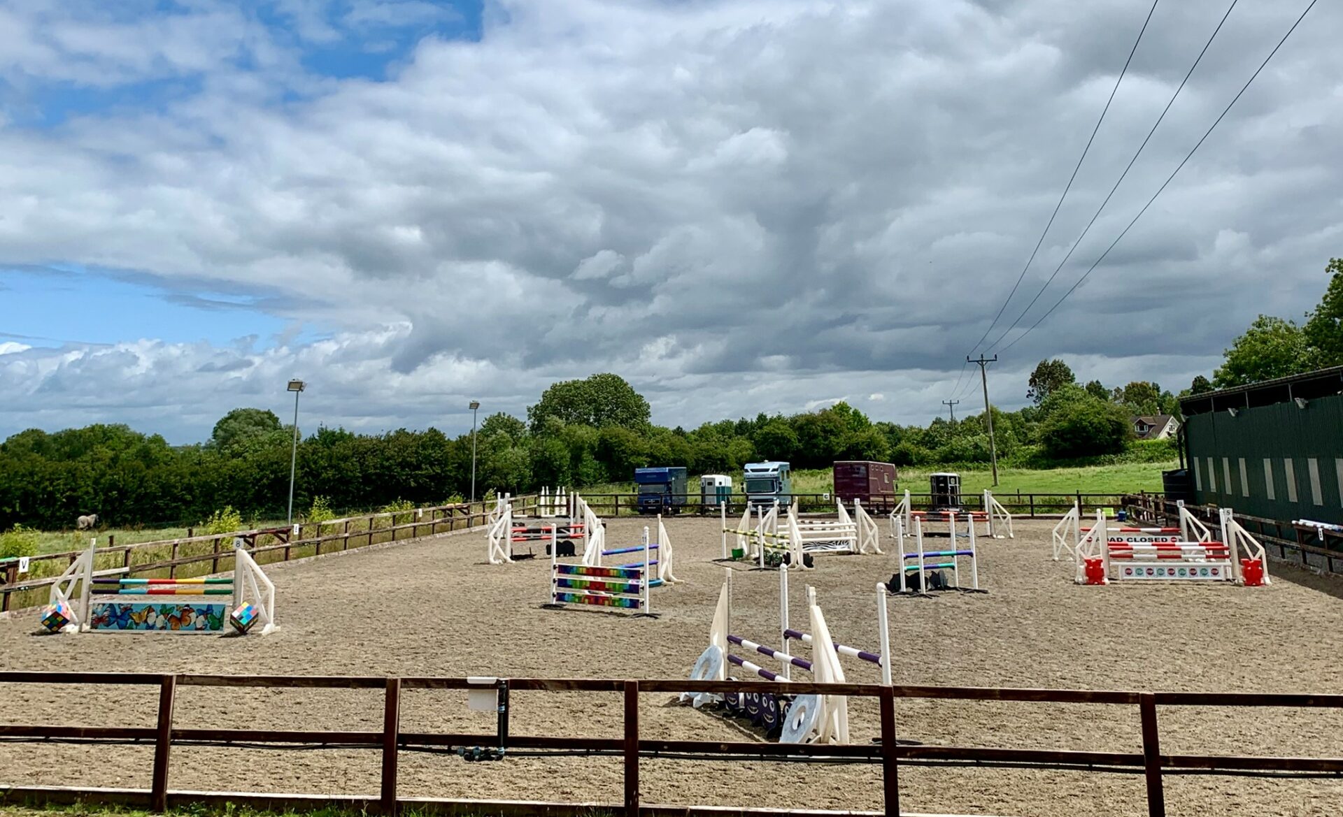 Ludlow Farm - LiveryList